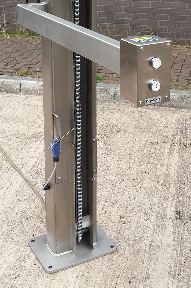 Column Bin Hoist