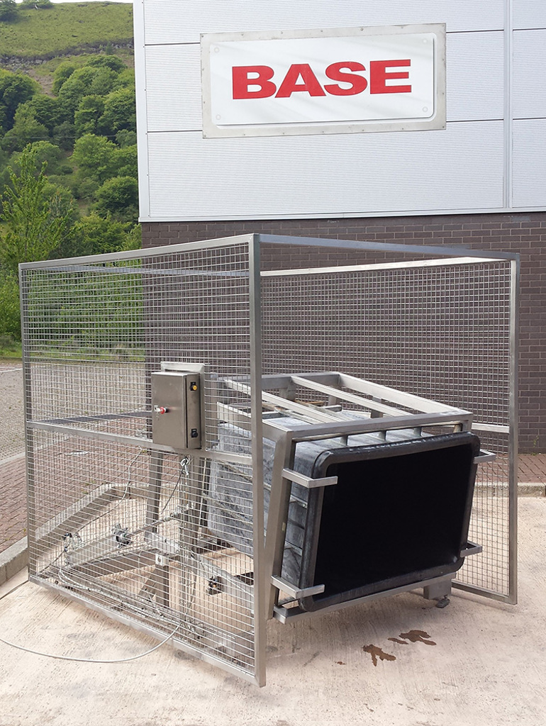 Pneumatic Bin Tipper - BTP/200/300/B/G